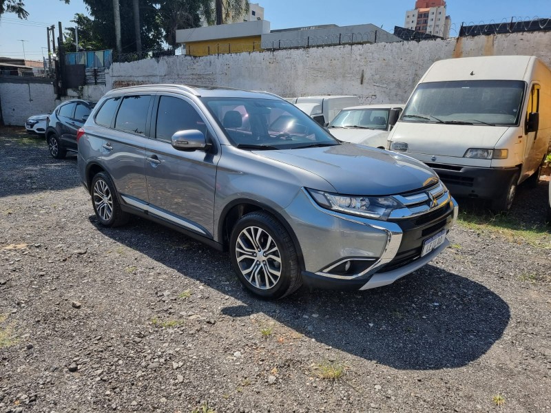 Leilão Online - veja o vídeo!! I/MMC OUTLANDER COMFORT; 2017/2018; C