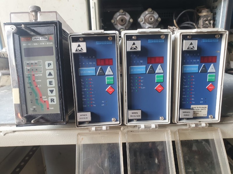 Leilão Online - Lote com: 03 Rele de proteção SEG - 01 Rele Pextro