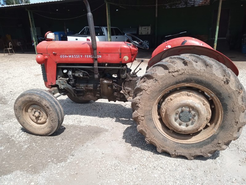 Leilão Online - TRATOR MASSEY FERGUSON 65X; ANO 1970 - FUNCIONANDO