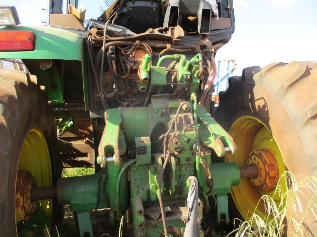 Leilão Online - TRATOR JOHN DEERE 7195J 4X4, ANO 2012, FR49556, LOC.