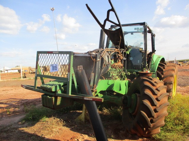 Leilão Online - TRATOR JOHN DEERE 7195J 4X4, ANO 2012, FR49556, LOC.
