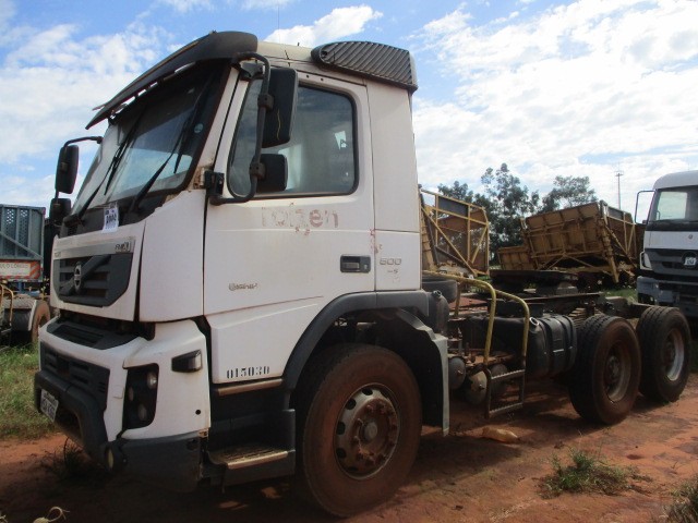 Leilão Online - CAMINHÃO VOLVO FM 500 6X4T AUTOMÁTICO, ANO 2013/20