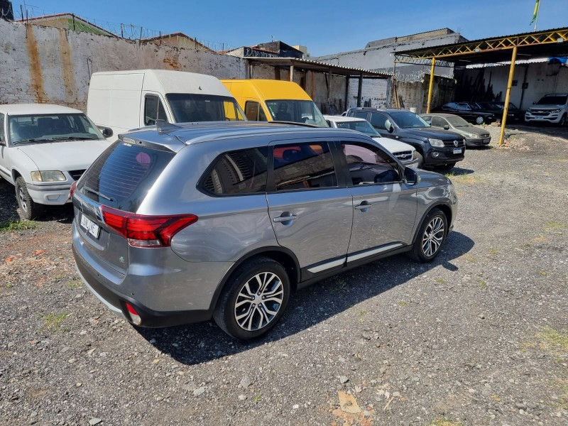 Leilão Online - veja o vídeo!! I/MMC OUTLANDER COMFORT; 2017/2018; C