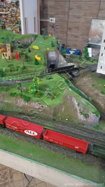 Leilão Online - [ VÍDEO ] MAQUETE FERRORAMA PROFISSIONAL, ELÉTRIC