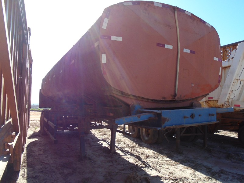 Leilão Online - SEMI REBOQUE FERTILANCE SRCA CPO2 TANQUE D'AGUA, ANO