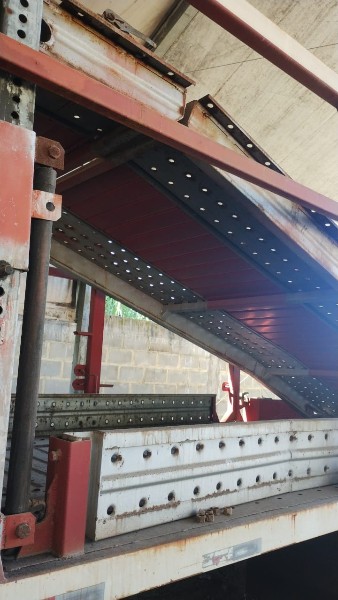 Leilão Online - IMPLEMENTO GAIOLA CEGONHA - 05 VEÍCULOS - Sem docum