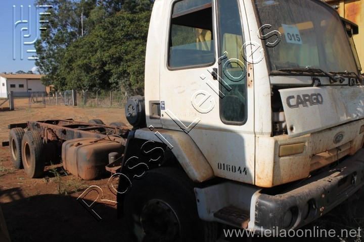 Leilão Online - Ford Cargo 2628 FROTA: 16041 local: AGT112 ANO: 20