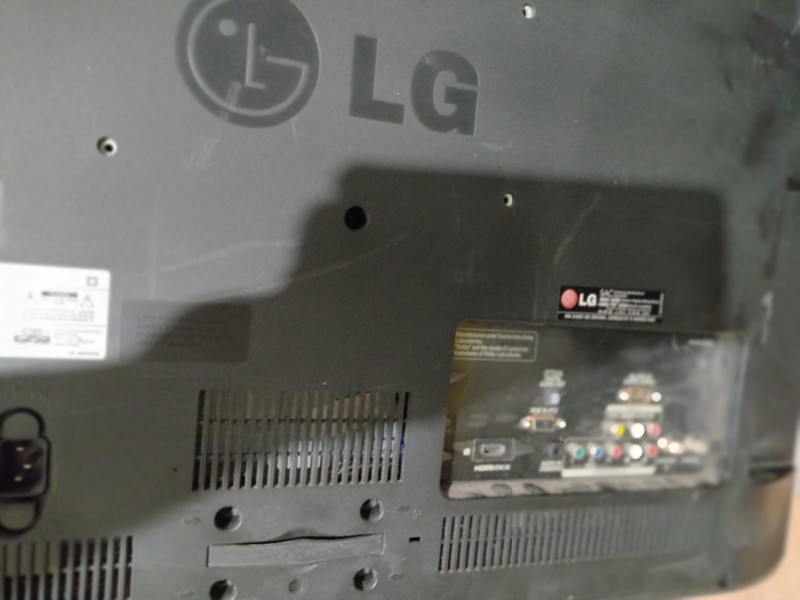 Leilão Online - LOTE COM MONITOR LG FLATON M237WA - PM; TV PHILCO 43