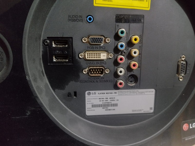 Leilão Online - LOTE COM MONITOR LG FLATON M237WA - PM; TV PHILCO 43