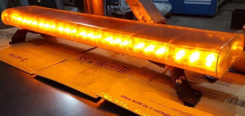 Leilão Online - Visor Led - Giroflex - Engesig - 115 x 25 cm