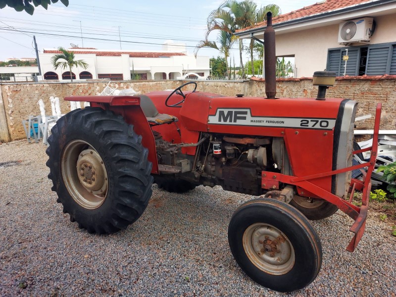 Leilão Online - [vídeo] Trator MF 270 - 1978 - único dono