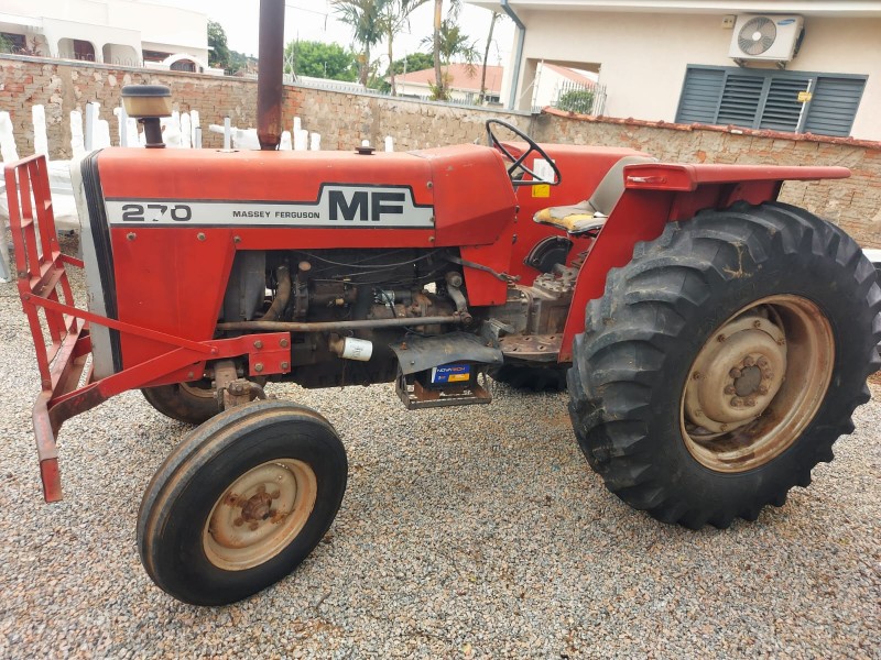 Leilão Online - [vídeo] Trator MF 270 - 1978 - único dono