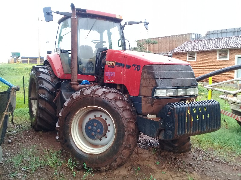 Leilão Online - CASE MX 270 MAGNUM 4X4, ANO 2010, SÉRIE/CHASSI ZACF