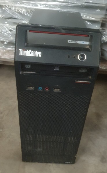 Leilão Online - Torre CPU Think Centre , Marca Lenovo com Windows 7
