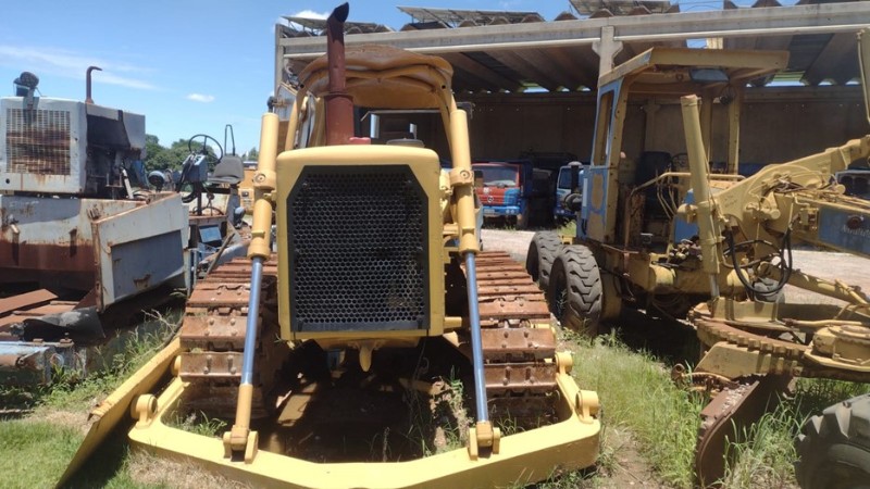 Leilão Online - Trator de Esteira Caterpillar D6-C - 1975