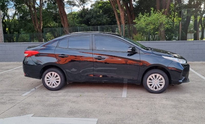 Leilão Online - TOYOTA/YARIS SA XL15; 2022/2023; PRETA; ALCO./GASOL.