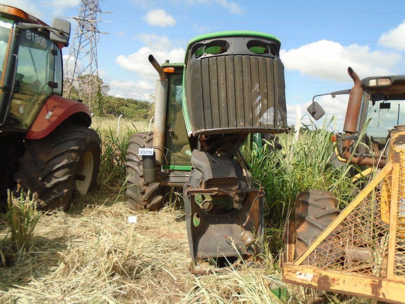 Leilão Online - TRATOR JOHN DEERE 7195J 4X4; ANO 2015. - FR31041. - L