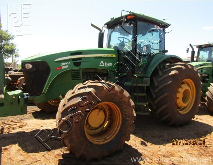 Leilão Online - TRATOR MEDIO JD 7195J FROTA- 224707 ANO: 2015 SÉ
