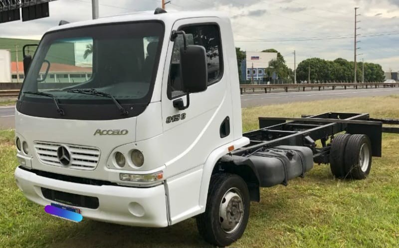 Leilão Online | Caminhão MB 915C 2006/2006