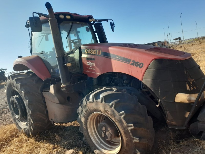 Leilão Online - TRATOR CASE MX 260 MAGNUM 4X4; ANO 2017. - FR20373.