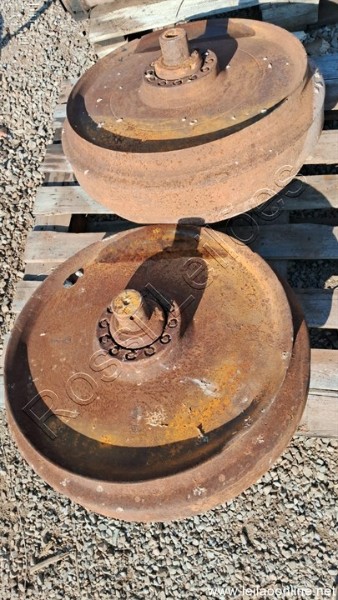 Leilão Online - PAR DE RODA GUIA D6T