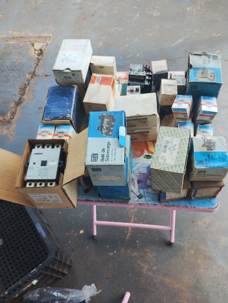 Leilão Online - Lote de material eletrico