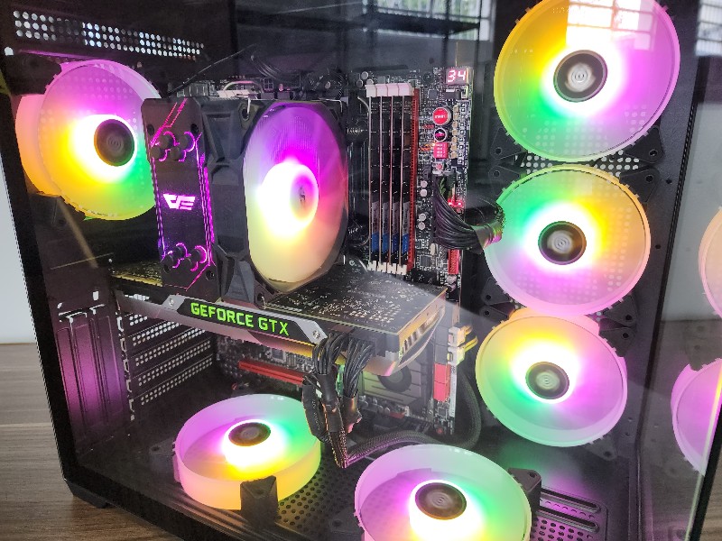 Leilão Online - Pc Gamer RGB Extreme OC I7 64gb Ram GTX Titan SSD 1T