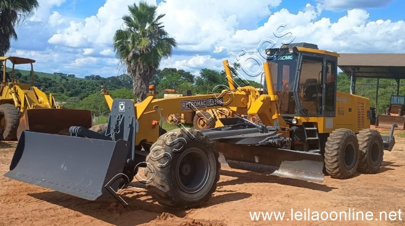 Leilão Online - [ VÍDEO ] MOTONIVELADORA XCMG MOD. GR180 ANO 2010