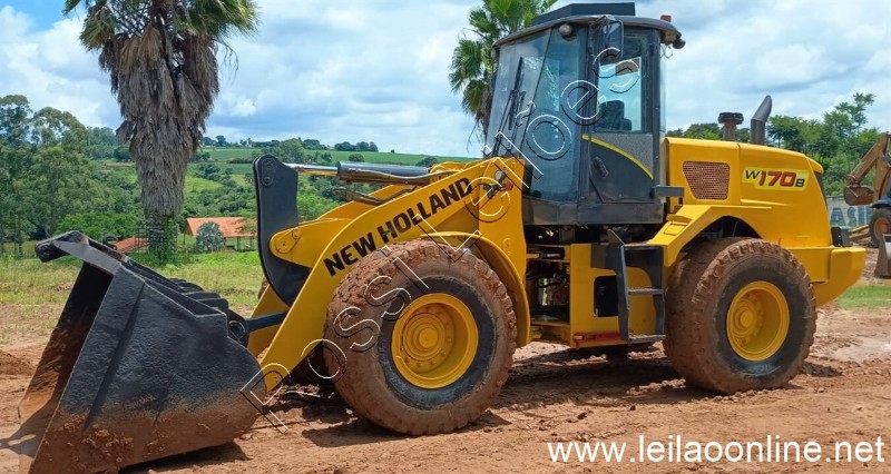 Leilão Online - [ VÍDEO ] PÁ CARREGADEIRA NEW HOLLAND MOD. W170 ANO