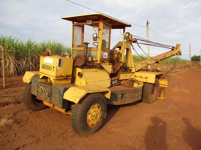 Leilão Online - GUINCHO KRANE-KAR, FR360007, UND SANTA CANDIDA