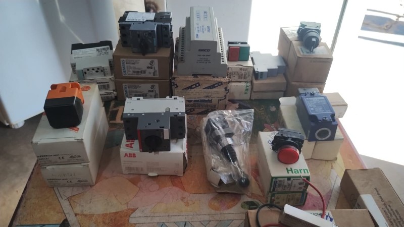 Leilão Online - Lote de material elétrico