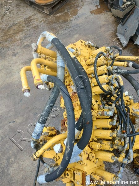 Leilão Online - COMANDO HIDRÁULICO CATERPILLAR 321 D