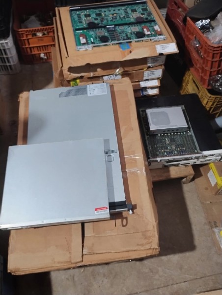 Leilão Online - Lote de material informatica