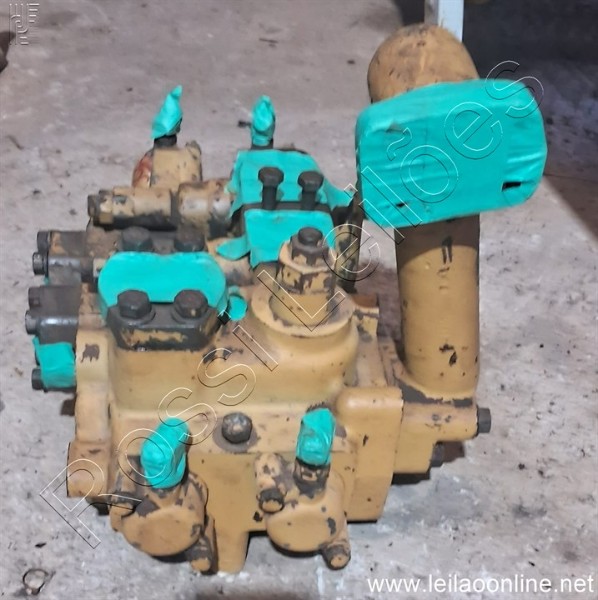 Leilão Online - COMANDO HIDRAULICO DE CATERPILLAR 950G