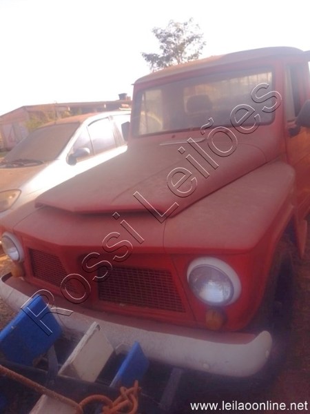 Leilão Online - FORD/F75 ANO 1975/1975 - GASOLINA/COR VERMELHA