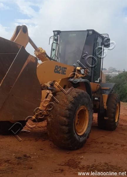 Leilão Online - PÁ CARREGADEIRA CASE MOD. 821E ANO 2008 - FUNCIONAN