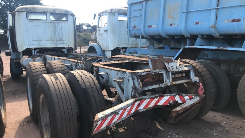 Leilão Online - CAMINHÃO MERCEDES BENZ L2220 - ANO 1988/1989 - BRANC