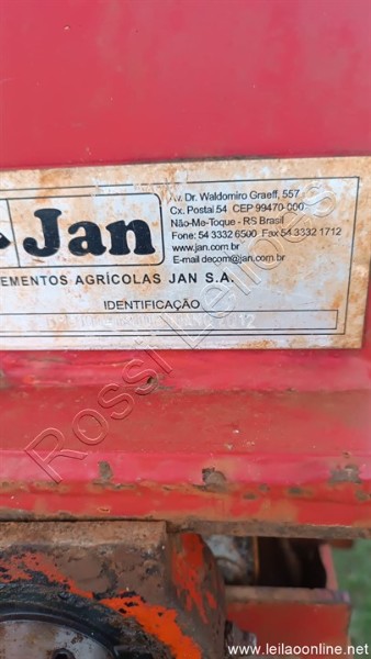 Leilão Online | CARRETA JAN MAGNO PLUS 10 TON. ANO 2012 - FLUXO DE