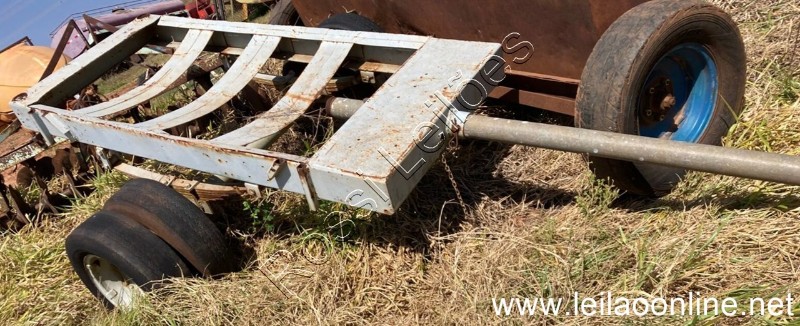 Leilão Online - chassi de tanque ou carreta com rodas dupladas com m