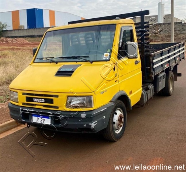 Leilão Online - IVECO FIAT / DAILY C.C1 ANO 2002/2002 - DIESEL - COR