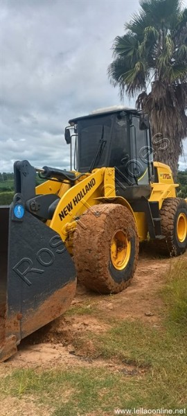 Leilão Online - [ VÍDEO ] PÁ CARREGADEIRA NEW HOLLAND MOD. W170 AN