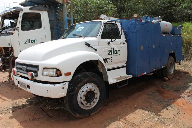 Leilão Online | FROTA: 300736, 300739 CAMINHAO OFICINA FORD F-14000