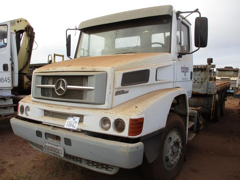 Leilão Online - CAMINHÃO M.BENZ/L 2638 6X4, ANO 2002, PLACA CZV064