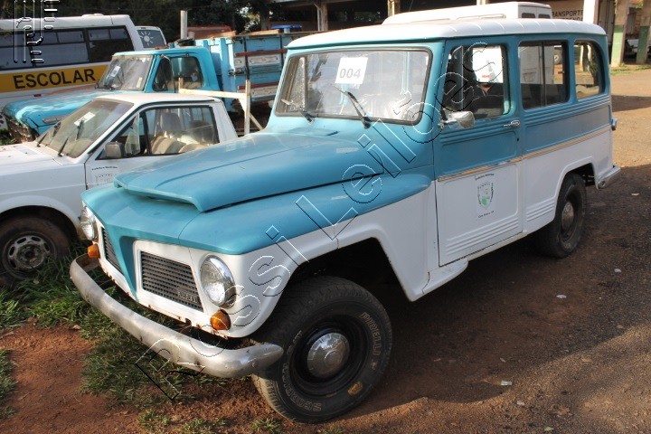 Leilão Online - FORD RURAL (Funcionando) 1971 /1972 PL.: BNZ-2735 AZ