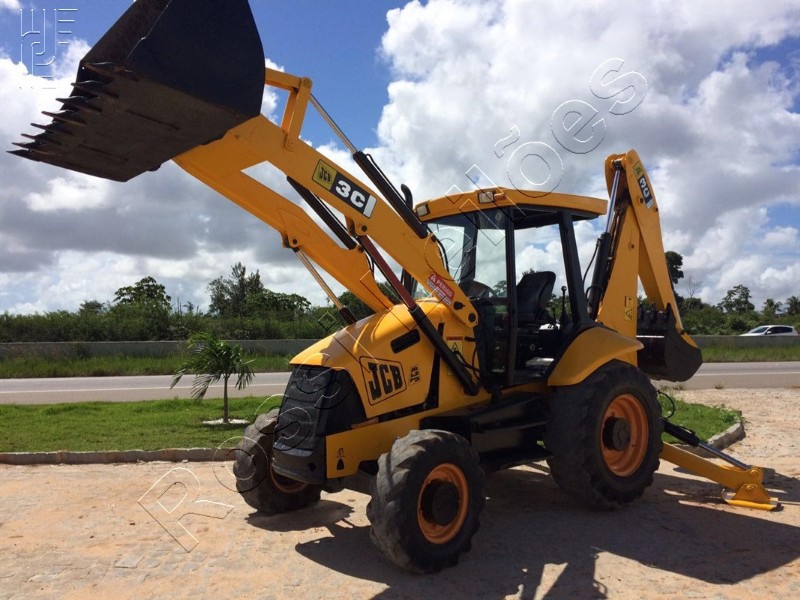 Leilão Online - RE17 RETRO JCB 3C. Ano: 2011