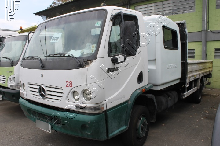 Leilão Online - Caminhão MERCEDES BENZ 915C 4X2 2011, CARROCERIA CA