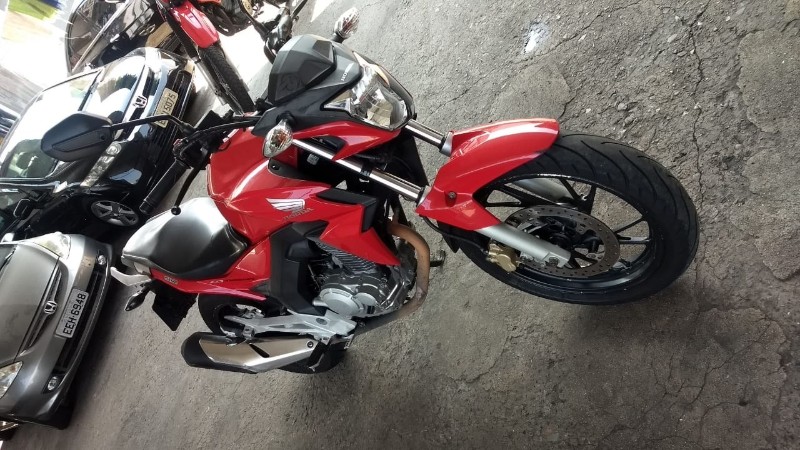 Leilão Online - HONDA/ CB 250F TWISTER; 2016/2016; VERMELHA; GASOLINA