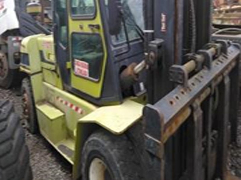 Leilão Online - SSG-007-2020-GD79- EMPILHADEIRA CLARK, C80, ANO 2012,