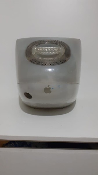 Leilão Online - Apple iMac antigo - Funcionando.