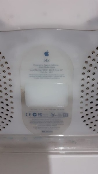 Leilão Online - Apple iMac antigo - Funcionando.